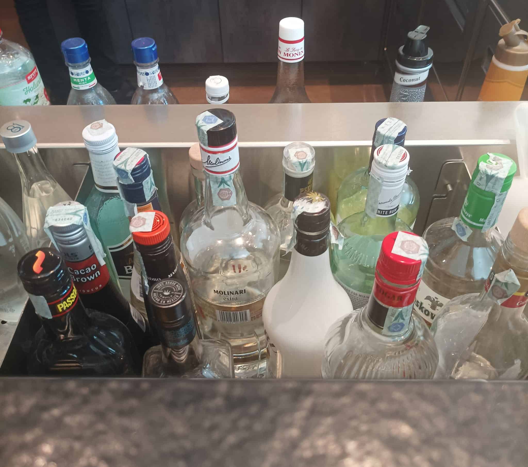 Perugia, in un bar ruba alcolici e migliaia di euro in contanti - Umbria 24