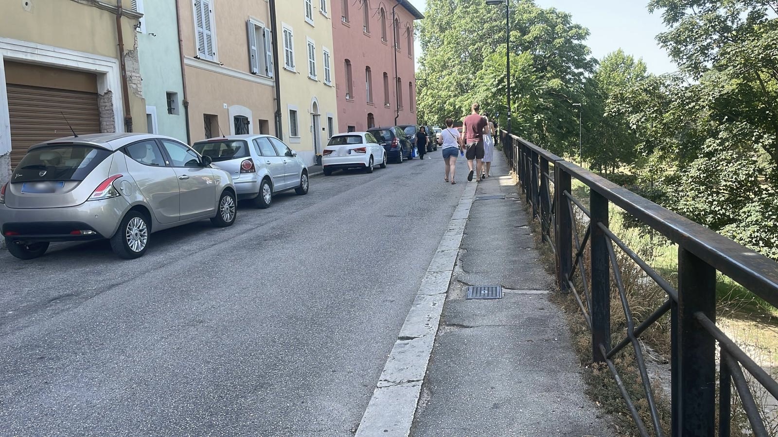 Terni, in via Giannelli «sono stati tolti i parcheggi. Necessari posti ...