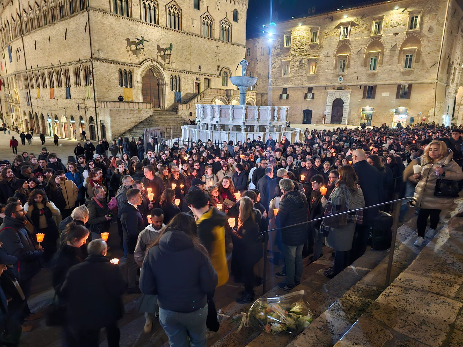 Perugia ricorda Andrea Prospero insieme alla famiglia: foto della ...