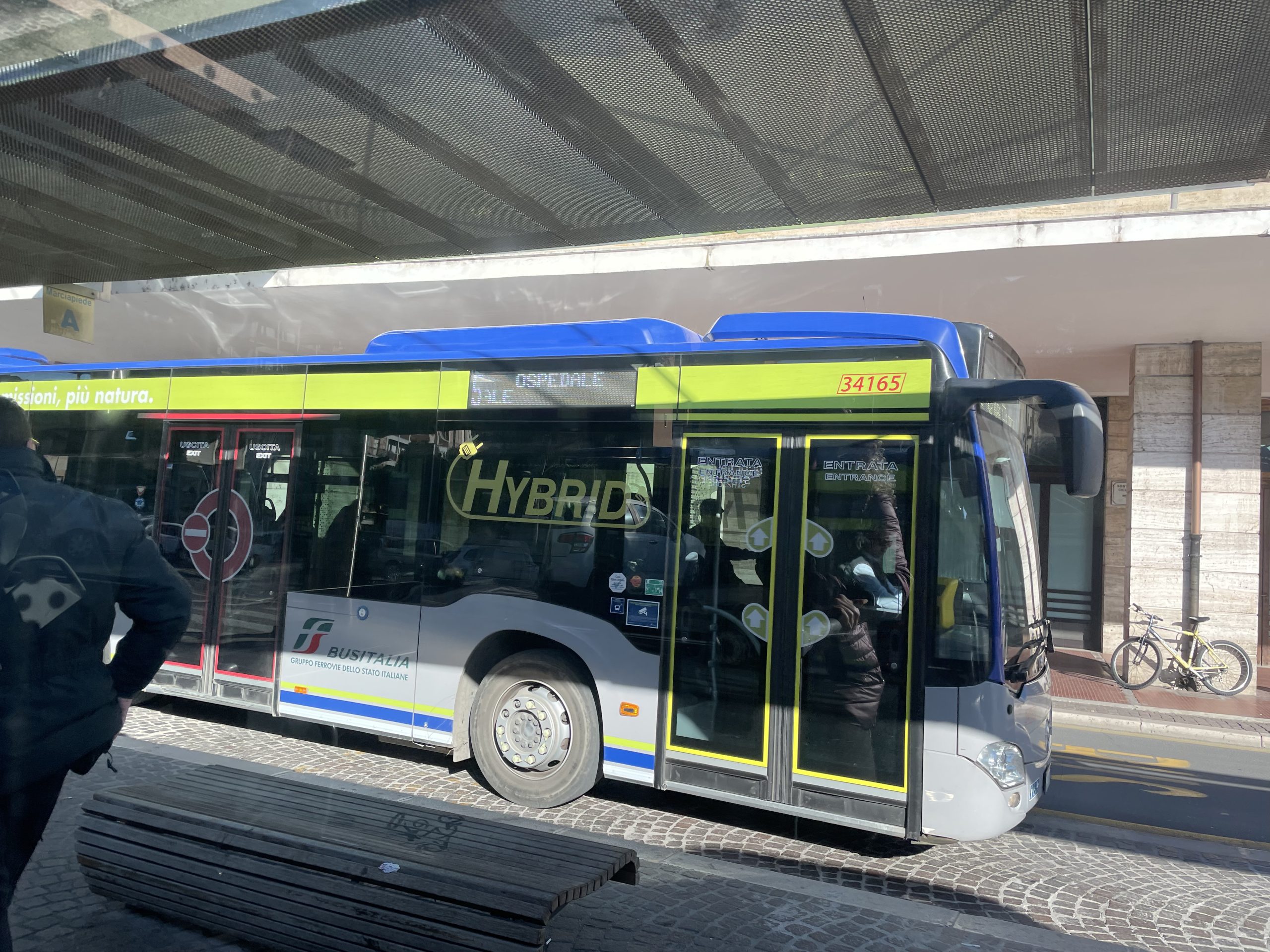 Perugia, solo il 15 per cento usa i bus: perché e cosa fare per ...