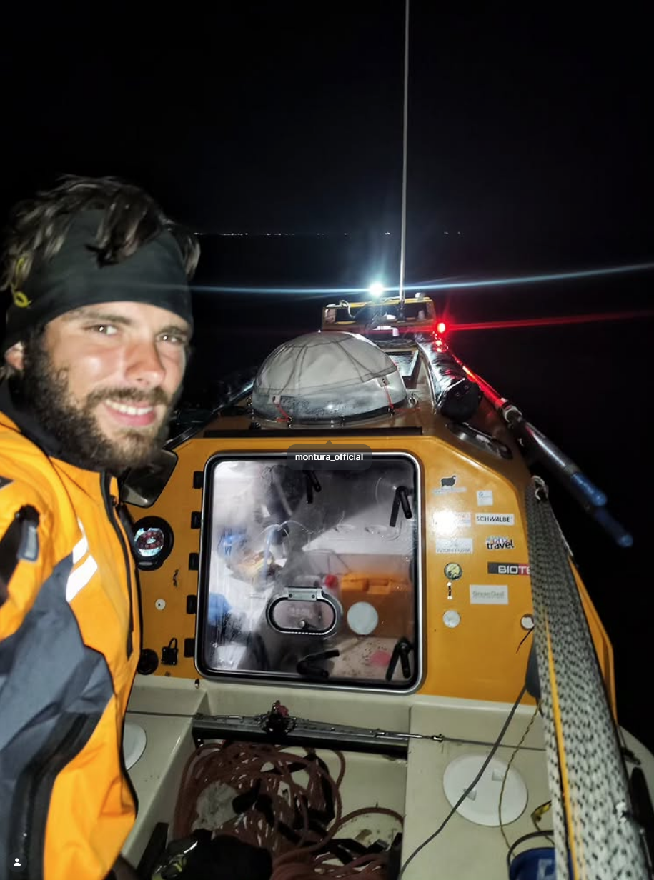 Lorenzo Barone verso l'ultima parte della traversata a remi: l ...