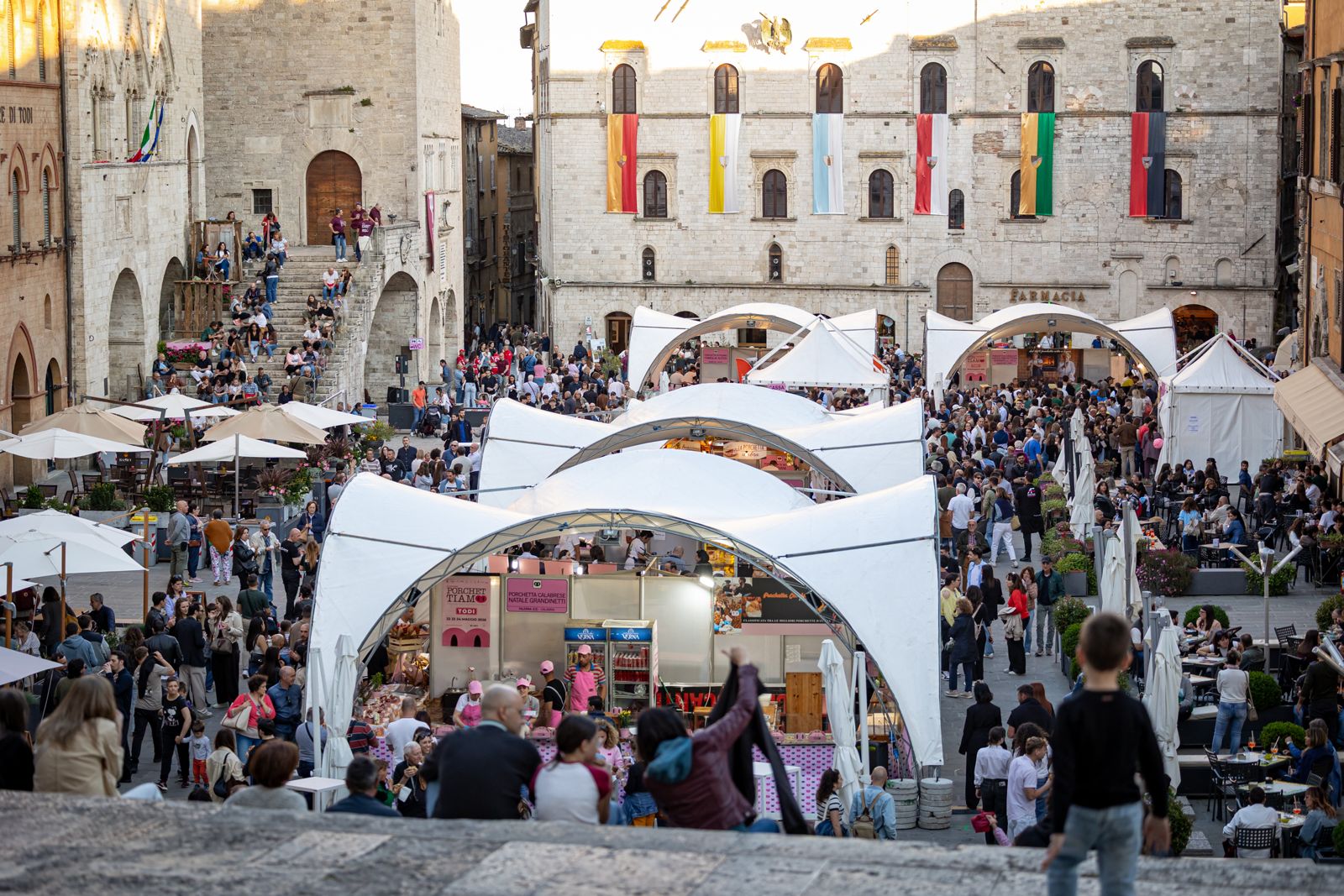 Porchettiamo, vinta la scommessa Todi: oltre 30 mila le presenze da ...